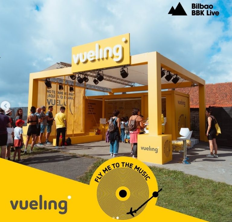 Las marcas muestran su ADN a través de activaciones en los festivales ...