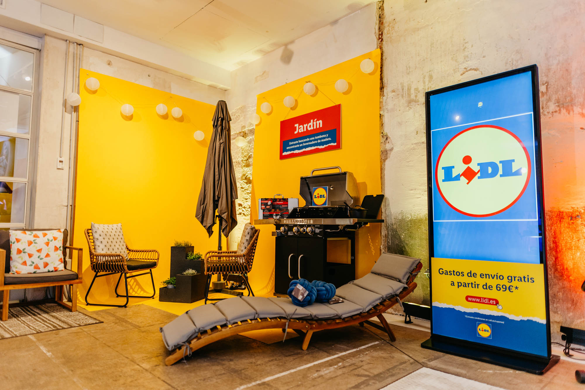 Lidl diseña un pop up experiencial para dar a conocer sus productos ...