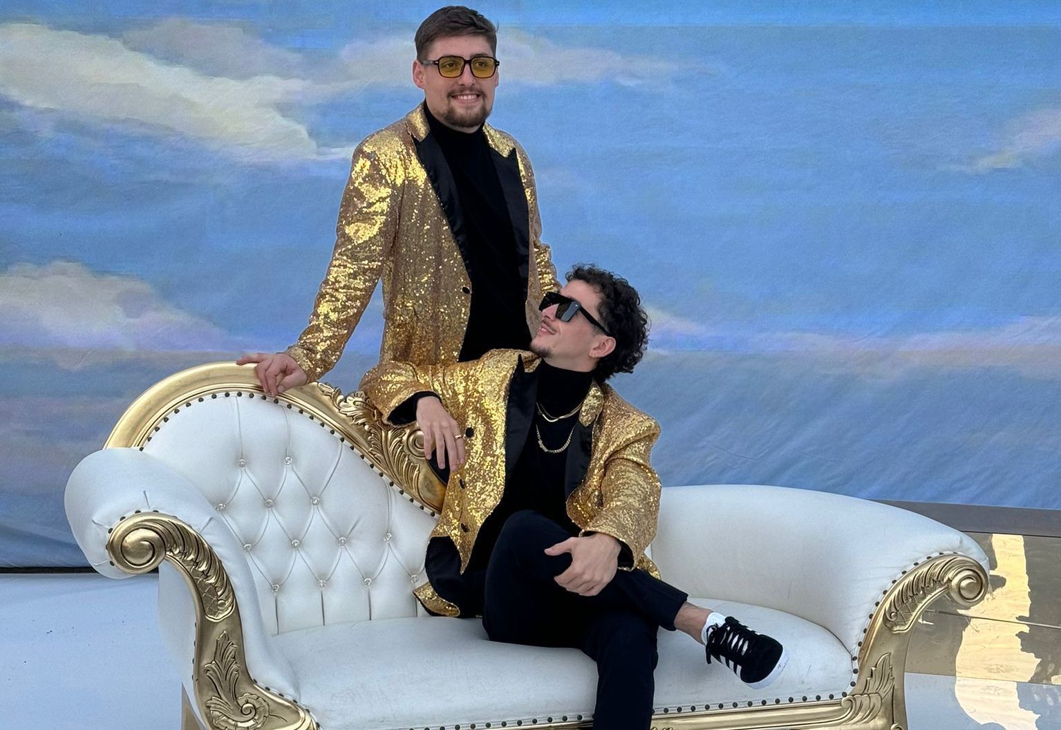 Mas Corts escenario de la fiesta del 5º aniversaio del grupo The Tyets ...