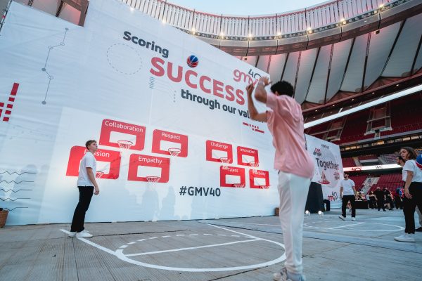 3.000 personas cohesionadas gracias a la celebración del 40 aniversario de GMV en el Civitas ...