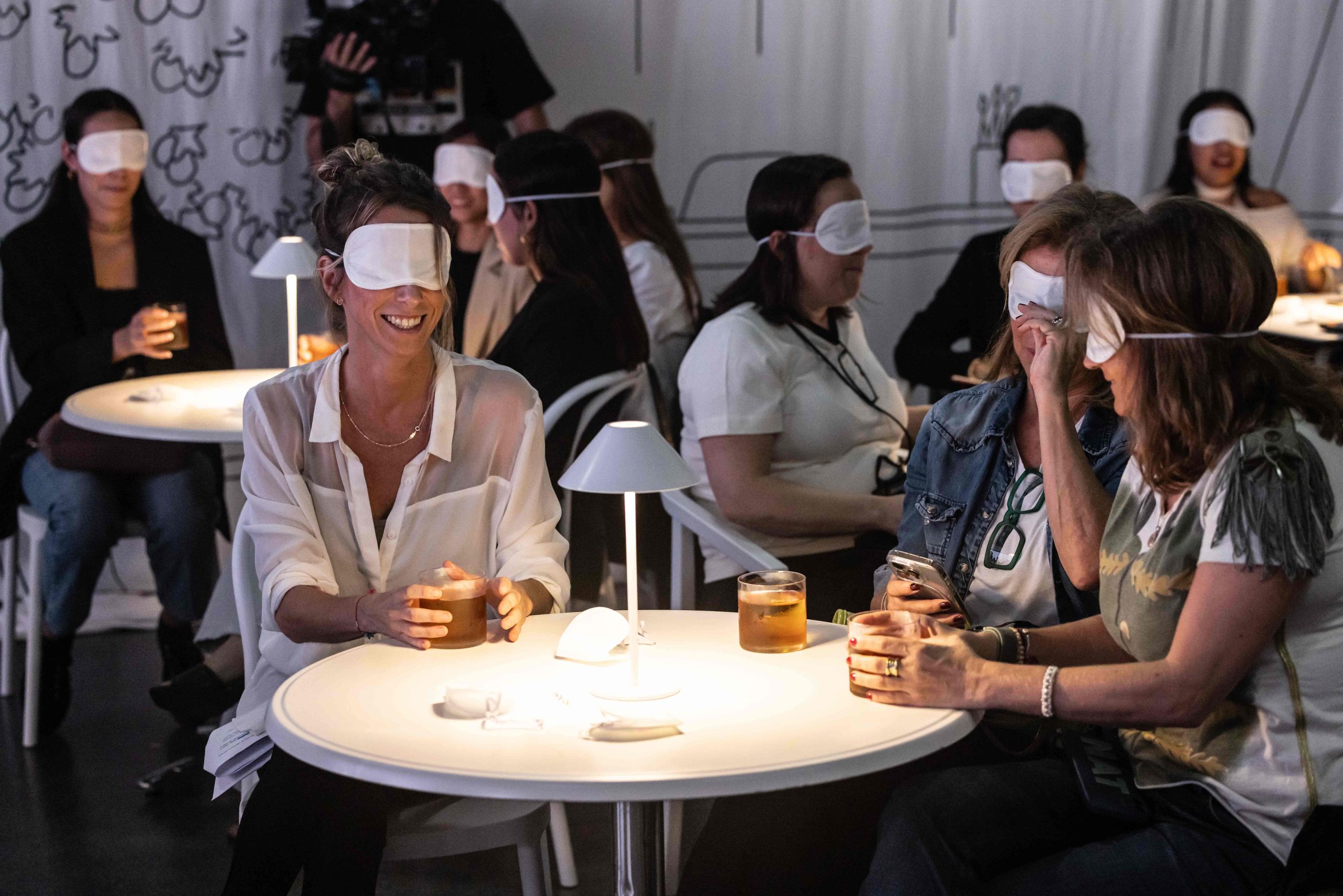 ¿Cómo generar intriga en el lanzamiento de una nueva bebida? Fuze Tea ...